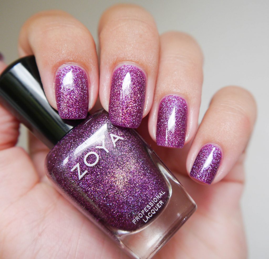 [Nagellack] Zoya – Aurora – Laura von Eden